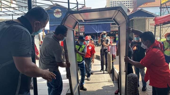 PASAR RAJA BOT, CHOW KIT PASAR AWAM PERTAMA GUNA VIRUSBUSTER NANOSPRAY ...