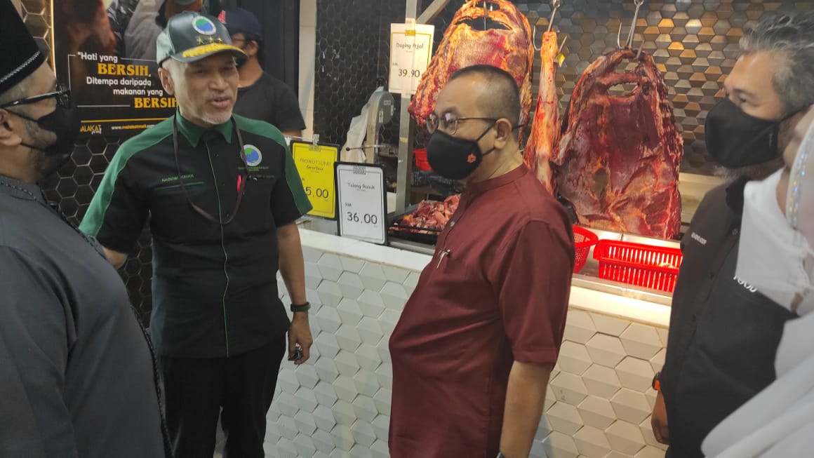 AKTIVITI | LAWATAN RASMI PENGERUSI BANK RAKYAT KE MALAKAT MALL ...